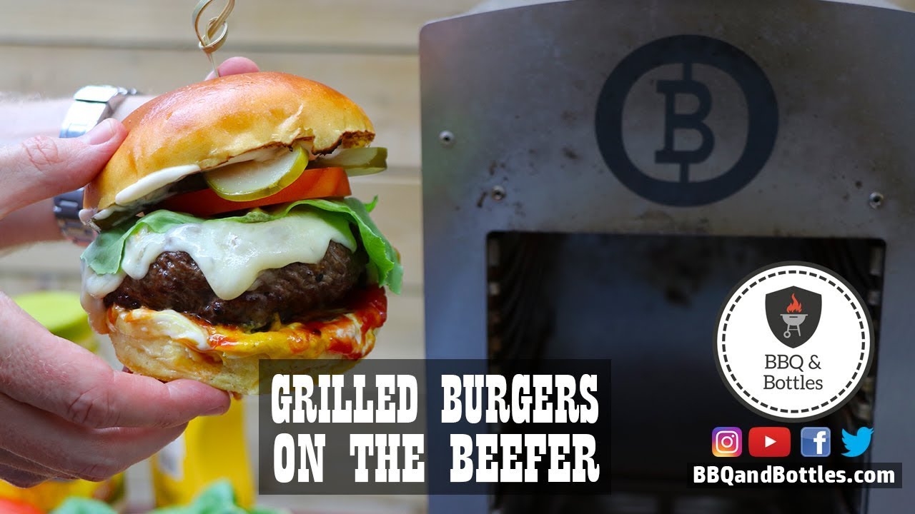 Searing a Burger on the Beefer - YouTube
