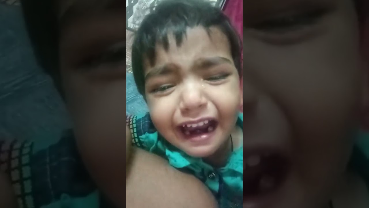 baby girl crying - YouTube