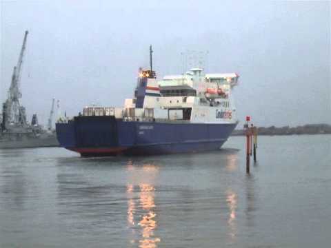 Commodore Clipper departs Portsmouth - YouTube