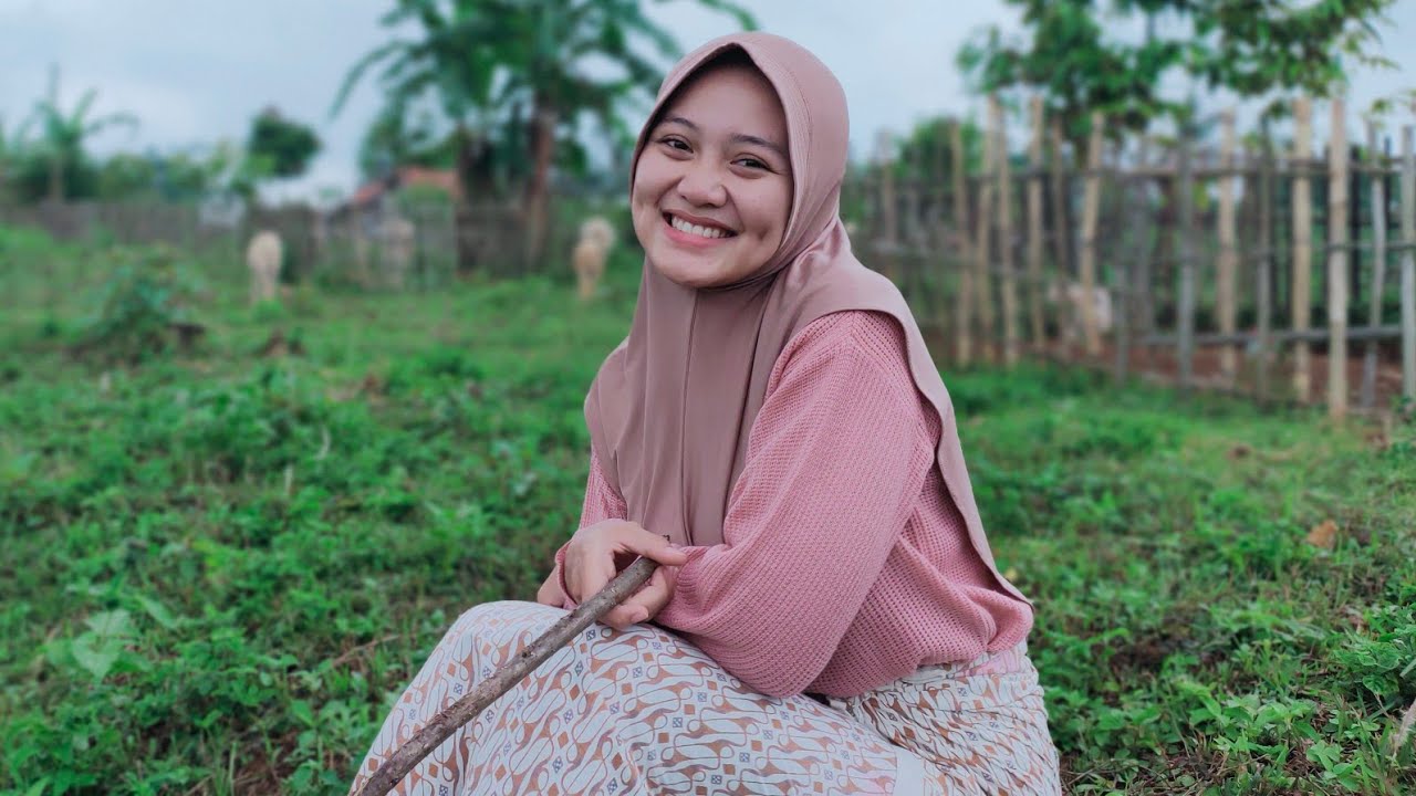 JOMBLO APA UDAH PUNYA?? INI JAWABAN NENG ADEL GADIS DESA CANTIK YANG PUNYA PIPI LESUNG NGANGENIN ...