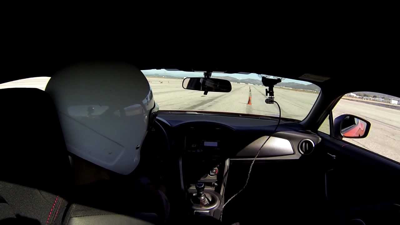 BFG Rivals vs Dunlop Z2 Round 2 - Rival - 62.7 - YouTube