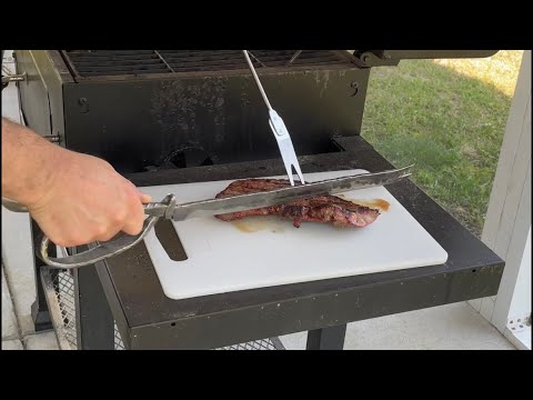 How to forge a BBQ steak sword out of rebar quick and easy! Yup! A BBQ ...