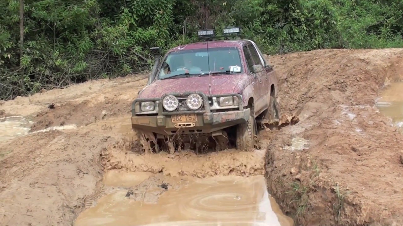 4x4 offroad trip Glasshouse Mountains Forestry - YouTube