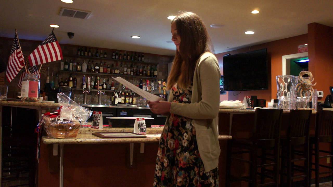 Alyssa Ayala gives patriotic speach - YouTube