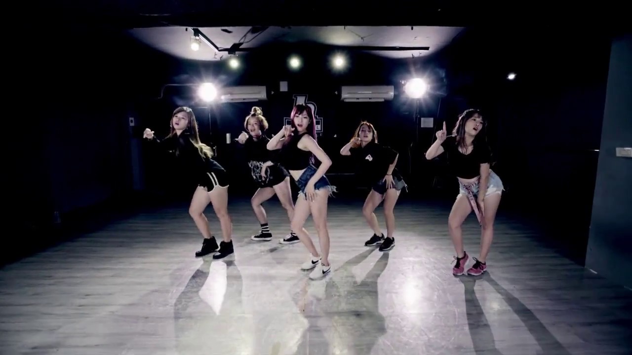 覓食布丁MissPudding | PSY-New Face (TPD cover) - YouTube