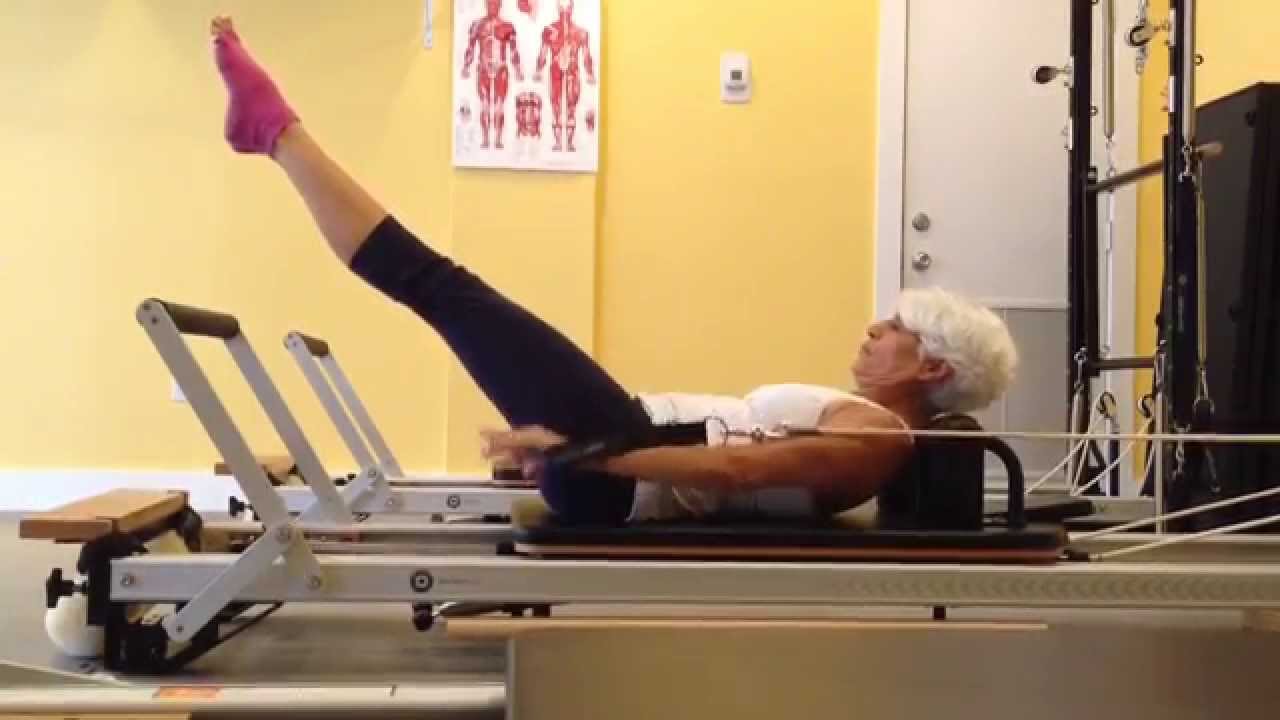 How to do Pilates: The 100 - Reformer - YouTube
