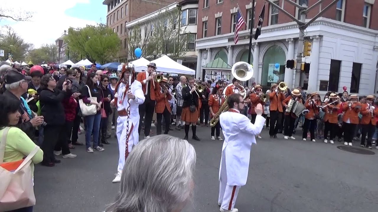 Princeton Marching Band celebrates Communiversity ArtFest - YouTube