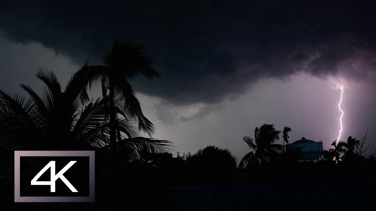 4K UHD Heavy storm in Palm Beach with big lightning and thunder ...