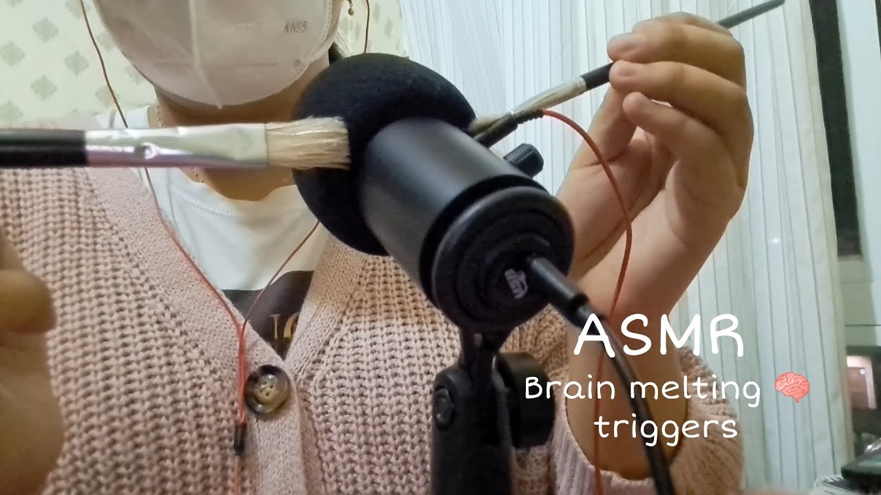 [ASMR] Brain melting triggers | aggressive triggers (bit of talking ...