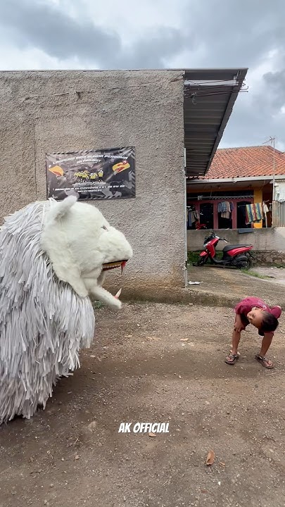 Bocil Ep Ep Baju Merah Paling Pemberani Dekatin Can Macanan!!! - YouTube