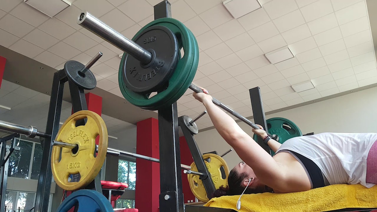 Bench press 70 kg - YouTube