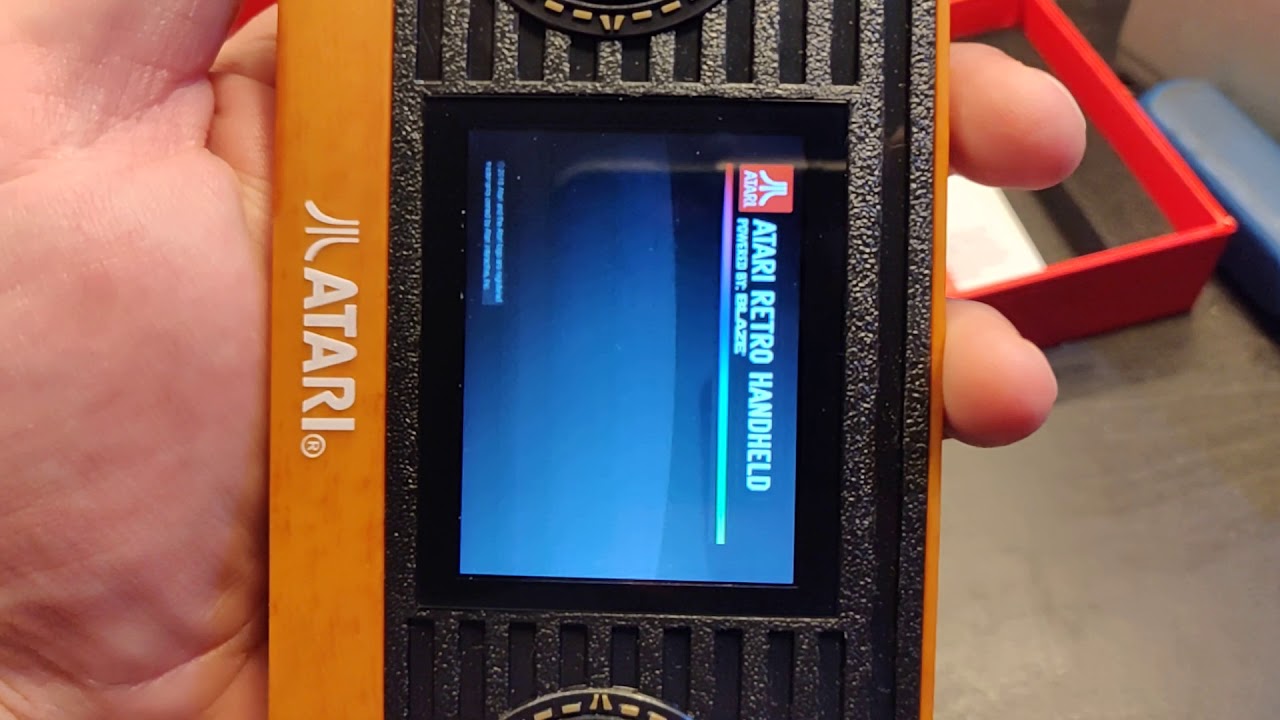 Atari 2600 Retro Handheld unboxing and mini review - YouTube