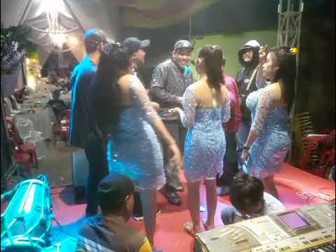 BN 79 - DJ Terlalu - Ade Rani - manggung di kp.utan rumah ibu ijah dodi_25 - (dibelakang layar ...