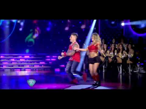 Laurita Fernandez - Cumbia (Showmatch 2015) HD
