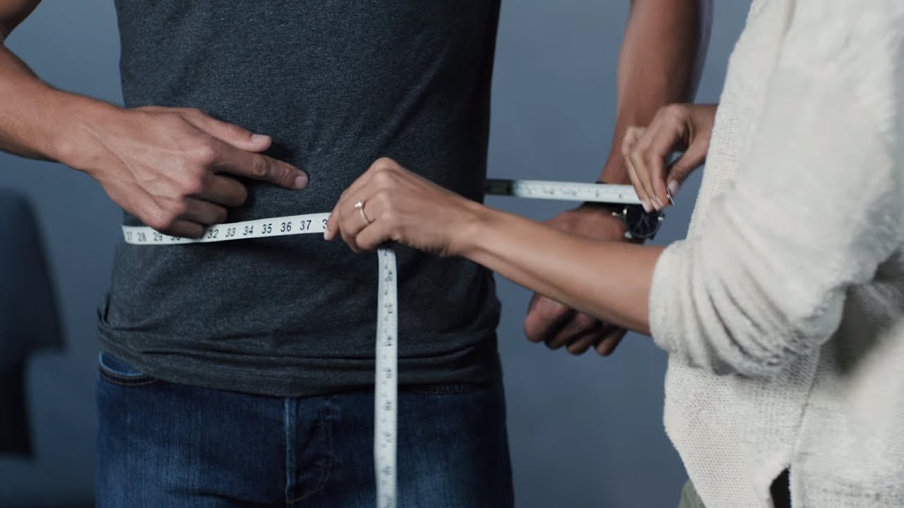 Men Measure Waistline