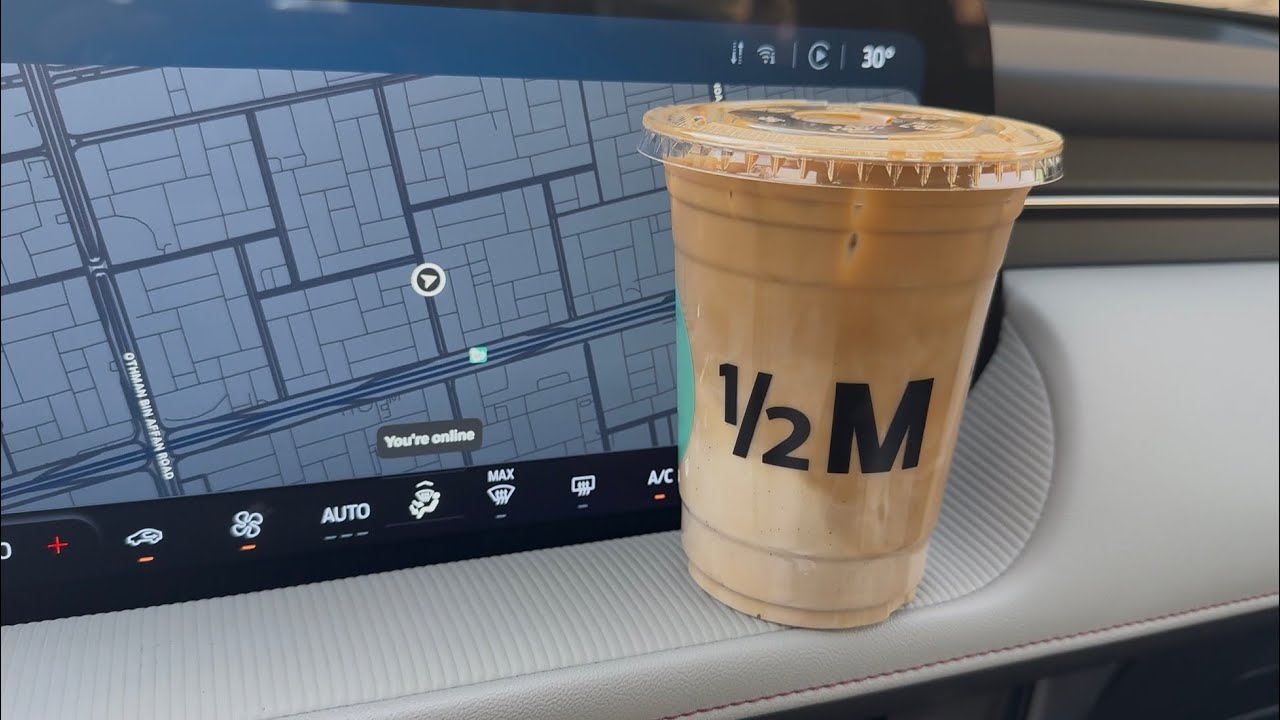 Iced Ltte || 1/2M || Coffee Latte Iced || But Vlogs - YouTube