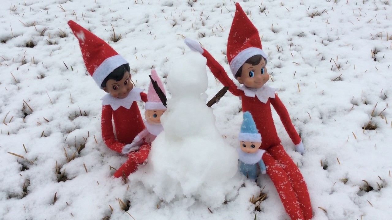 ELF CAUGHT MAKING A SNOWMAN - YouTube