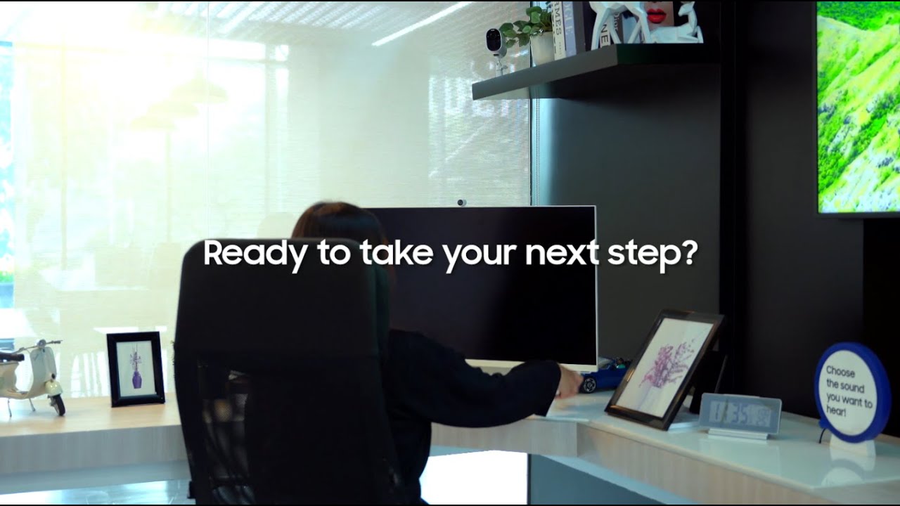 Bekerja, Nonton, & Gaming dalam Satu Layar Monitor M8 | Samsung ...