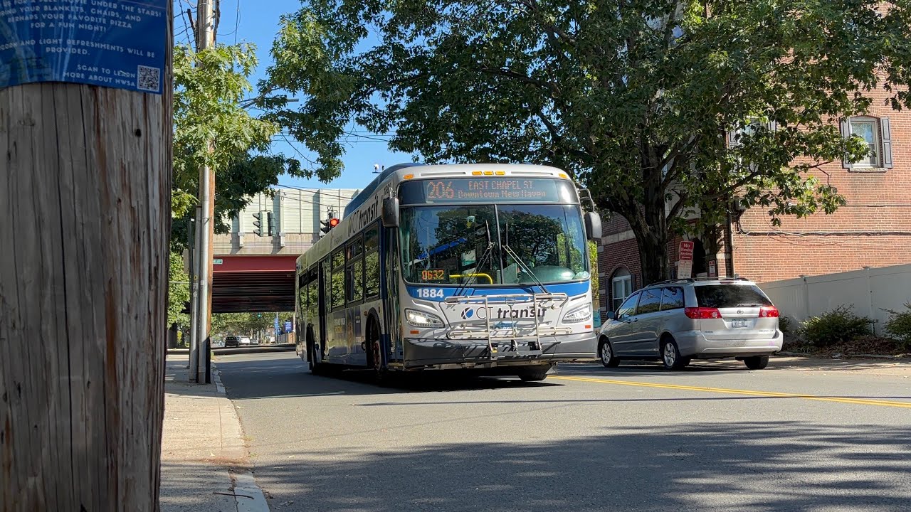 CT Transit XD40 #1884 on route 206 on Chapel St - YouTube