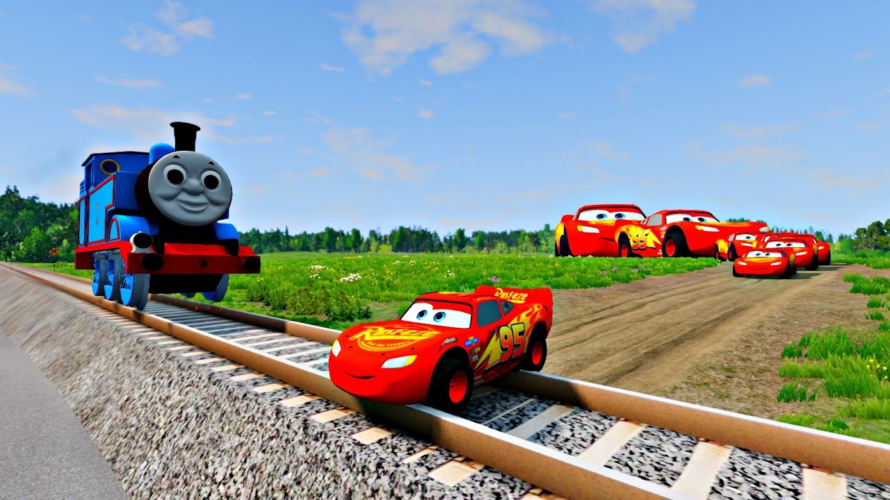 Thomas Train vs McQueen Battle in Beamng drive - YouTube