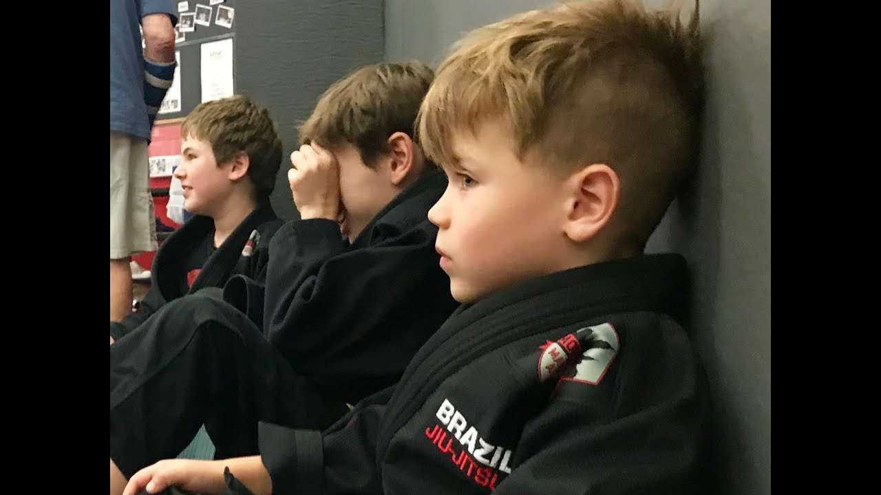 Christian’s First Week Of Jiu Jitsu - YouTube