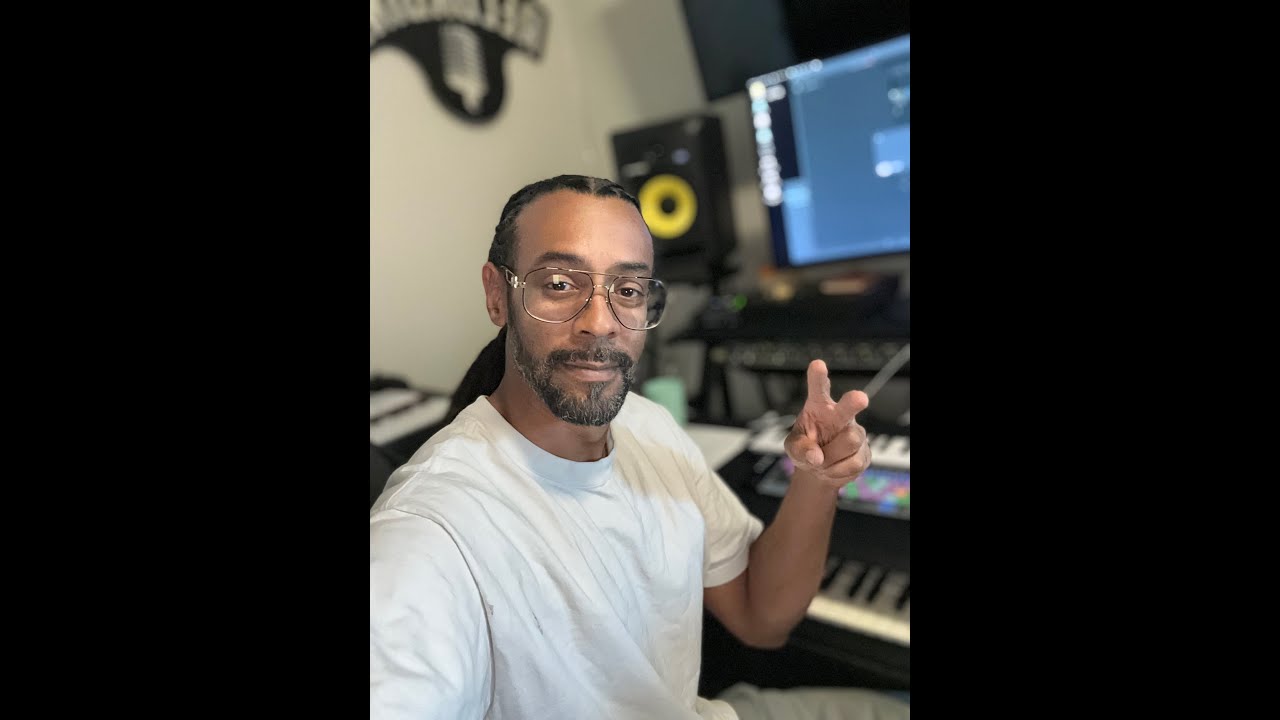 Vol 8 Makinga beat New Vision unlocked - YouTube