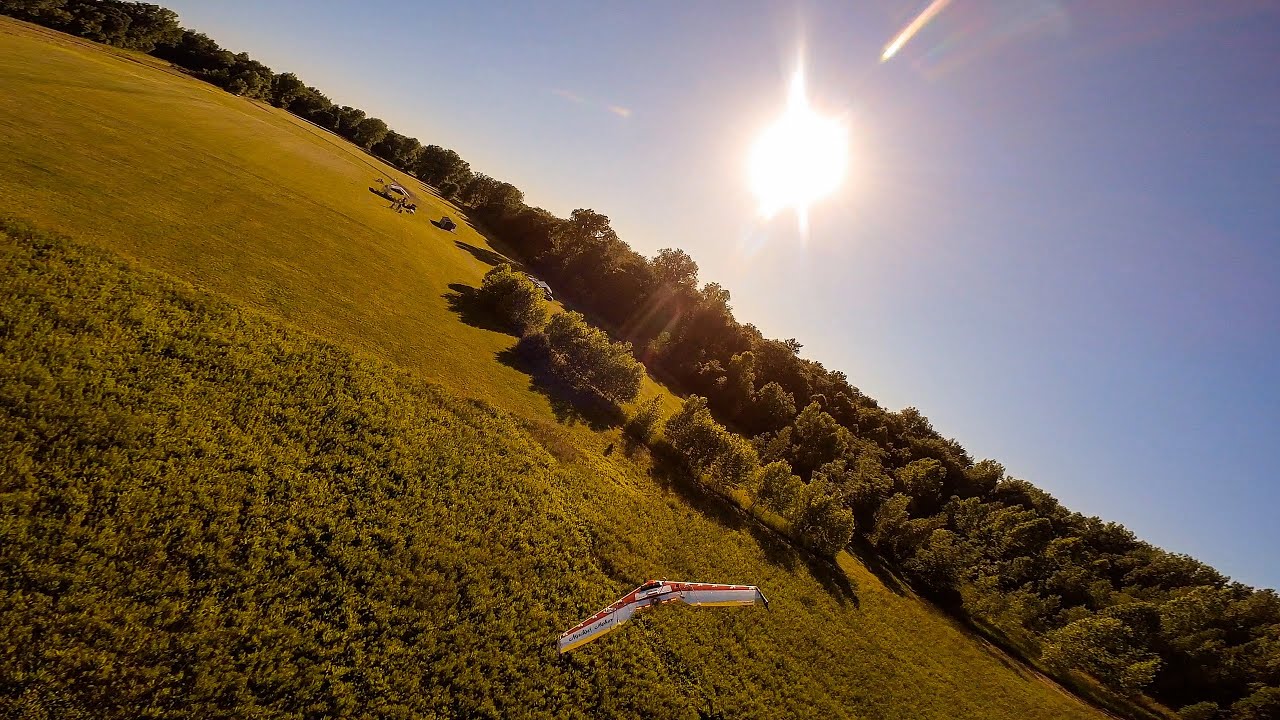 A Flying Wing Chase - YouTube