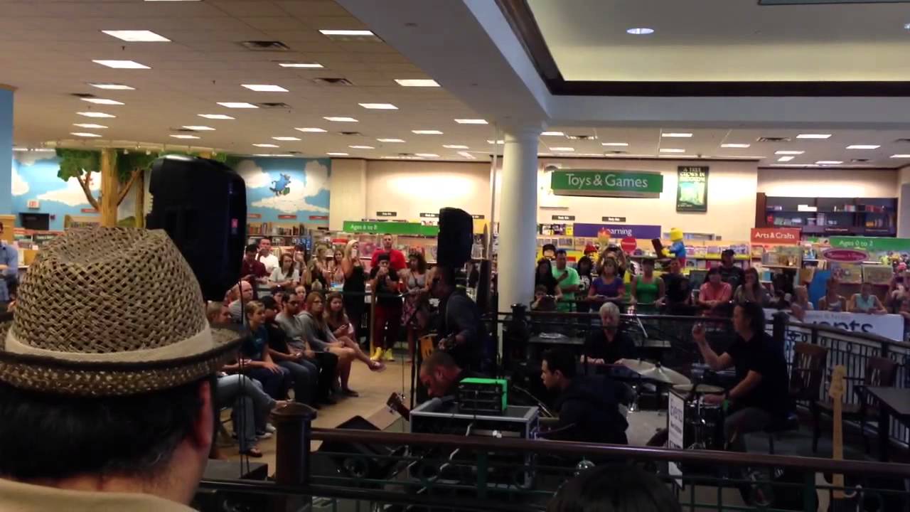 Blue October - Fear (Live/Acoustic) - YouTube