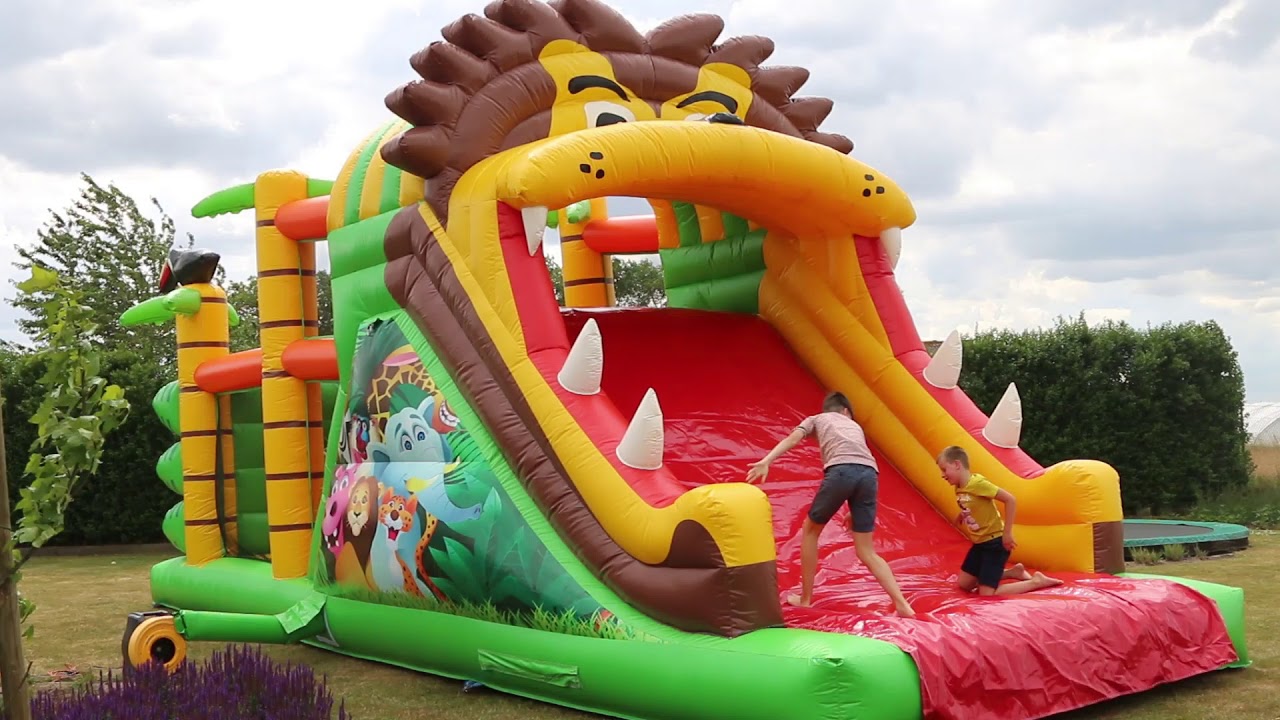 Springkastelen In To Jump - YouTube