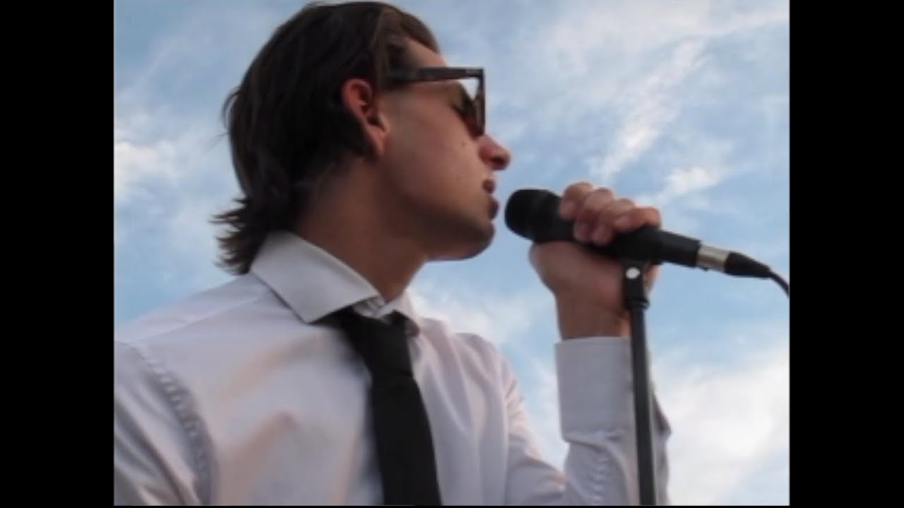 Noah Levi - SHOW U OFF (prod. by Gavriel August) - YouTube