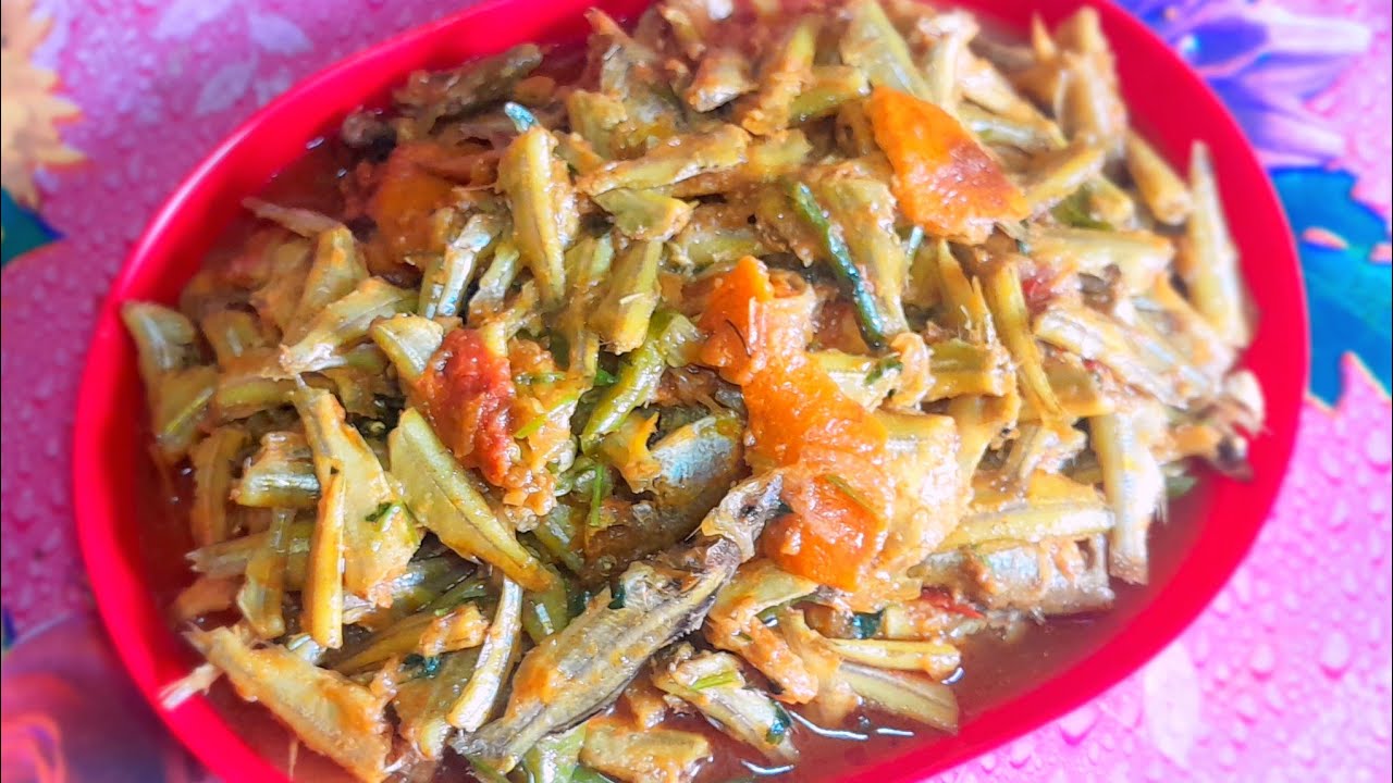 কমলার খোসা দিয়ে অসাধারণ খুবই সহজ উপায়ে মলা মাছের চচ্চড়ি রেসিপি ll ...