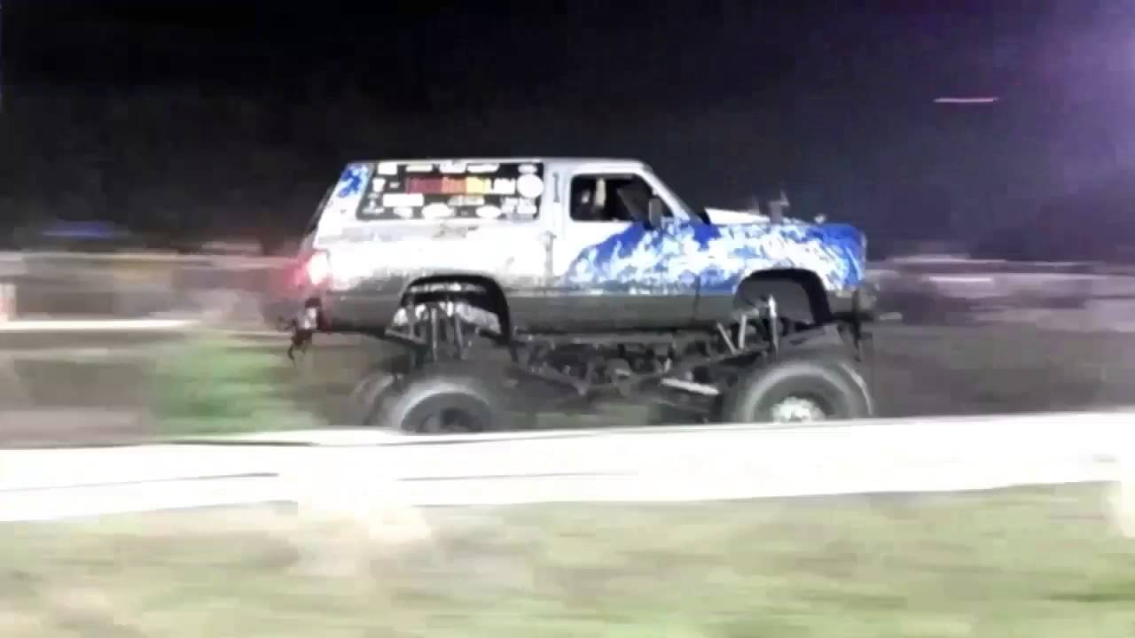 Heavy hitters at bithlo mud racing - YouTube