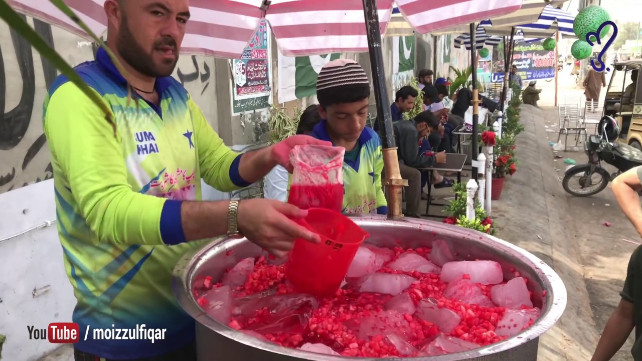 Watermelon Juice - Tarbooz Ka Sharbat 2 | Street food of karachi ...