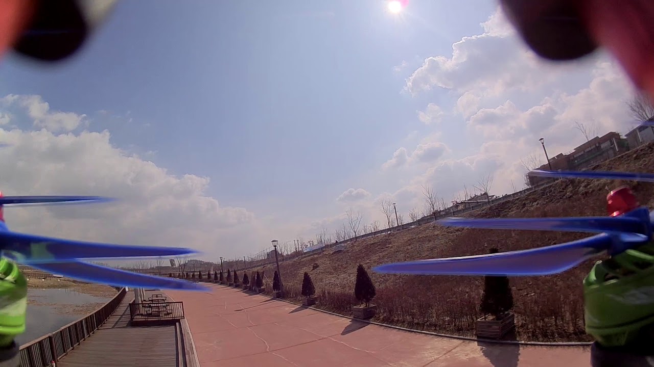 My first acro mode flying - YouTube