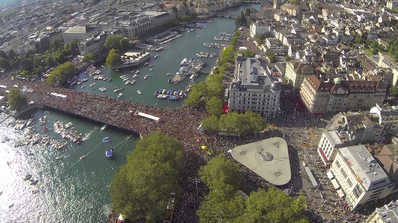 Bird's-eye view of the Street Parade 2013 - YouTube