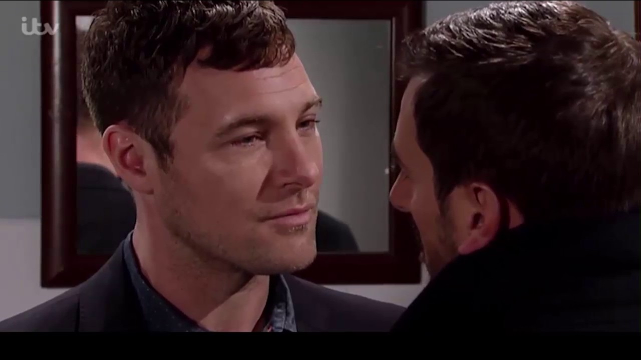 Coronation street Peter vs Rob - YouTube
