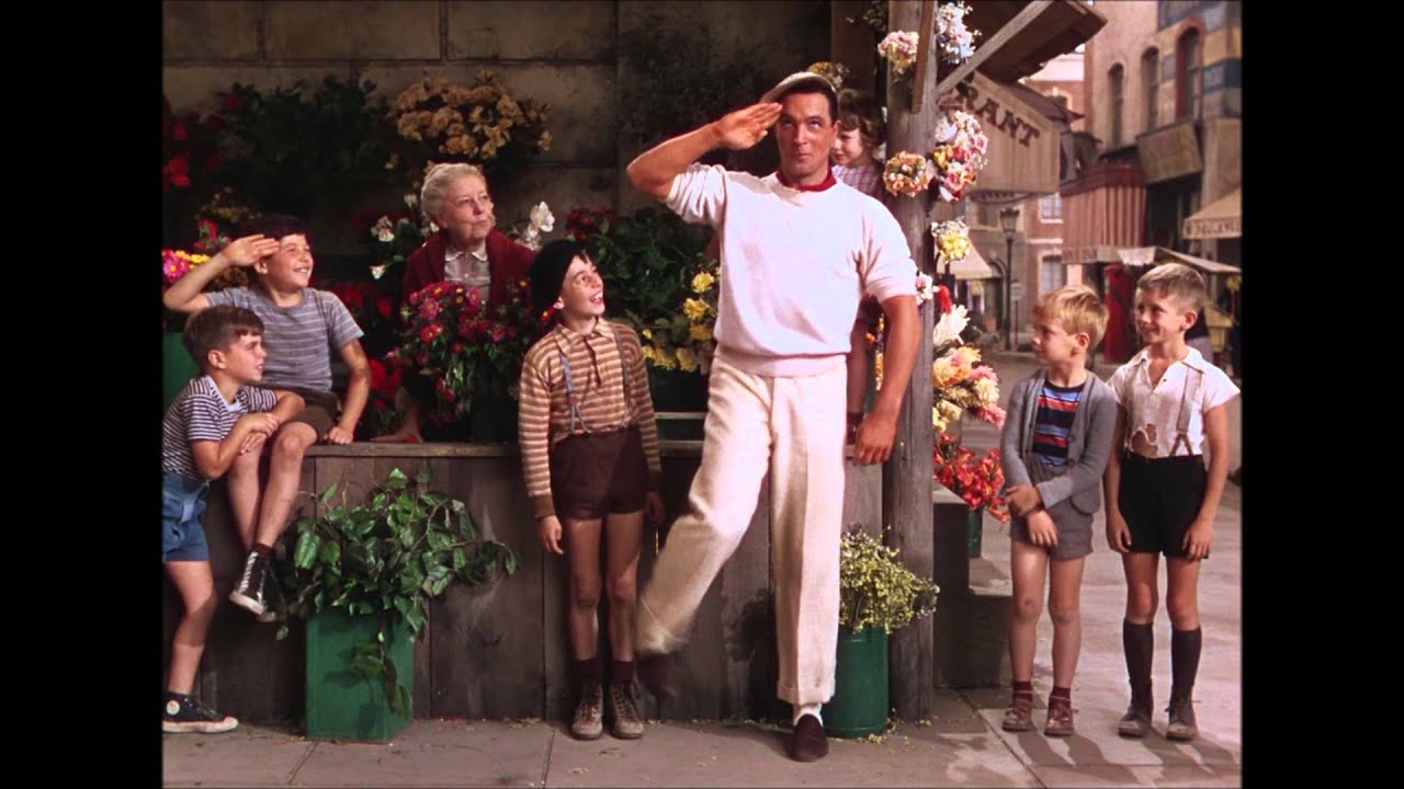 Gene Kelly Dancing - YouTube
