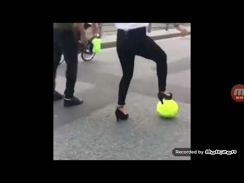 Lionel Messi'nin kız kardeşi
