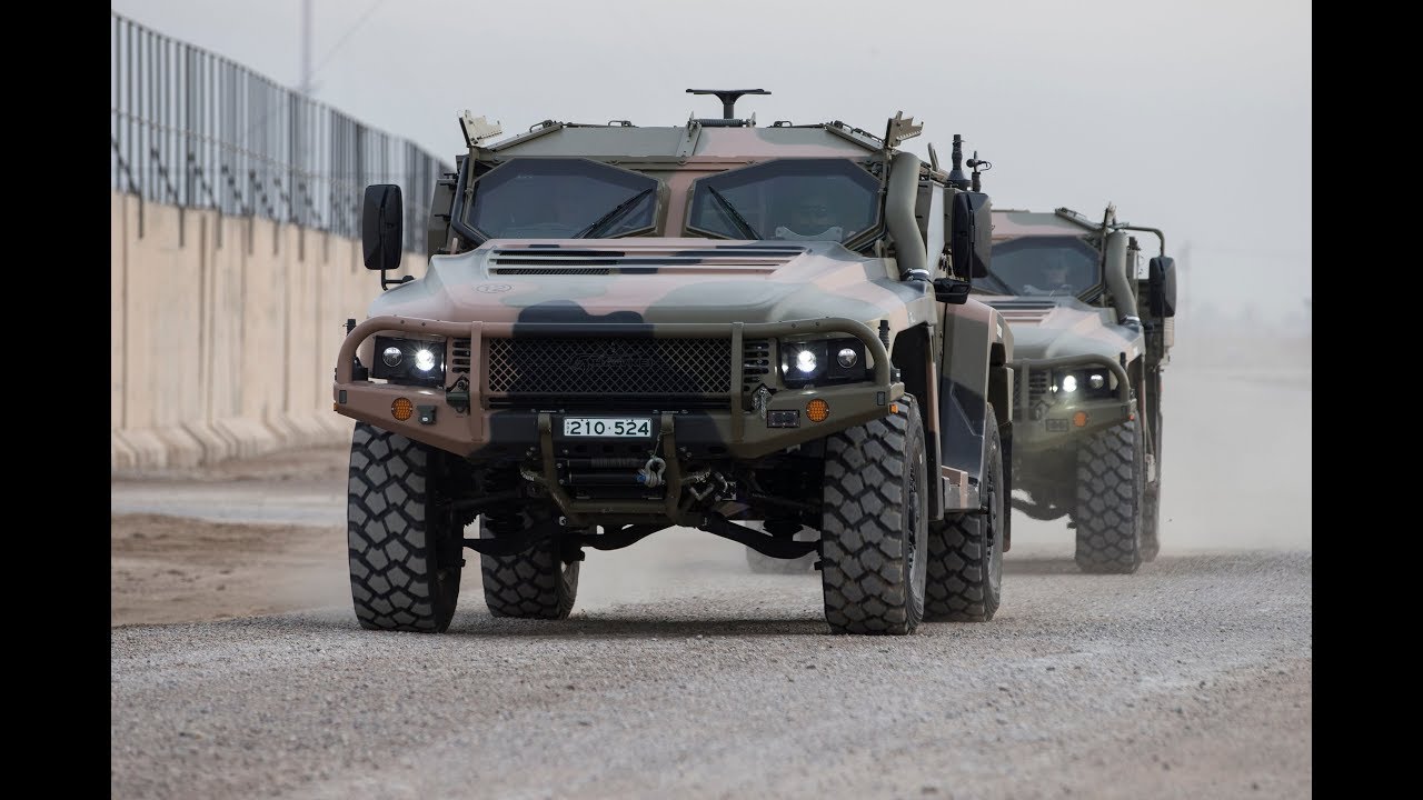 Hawkei PMV-L deploys to Iraq - YouTube