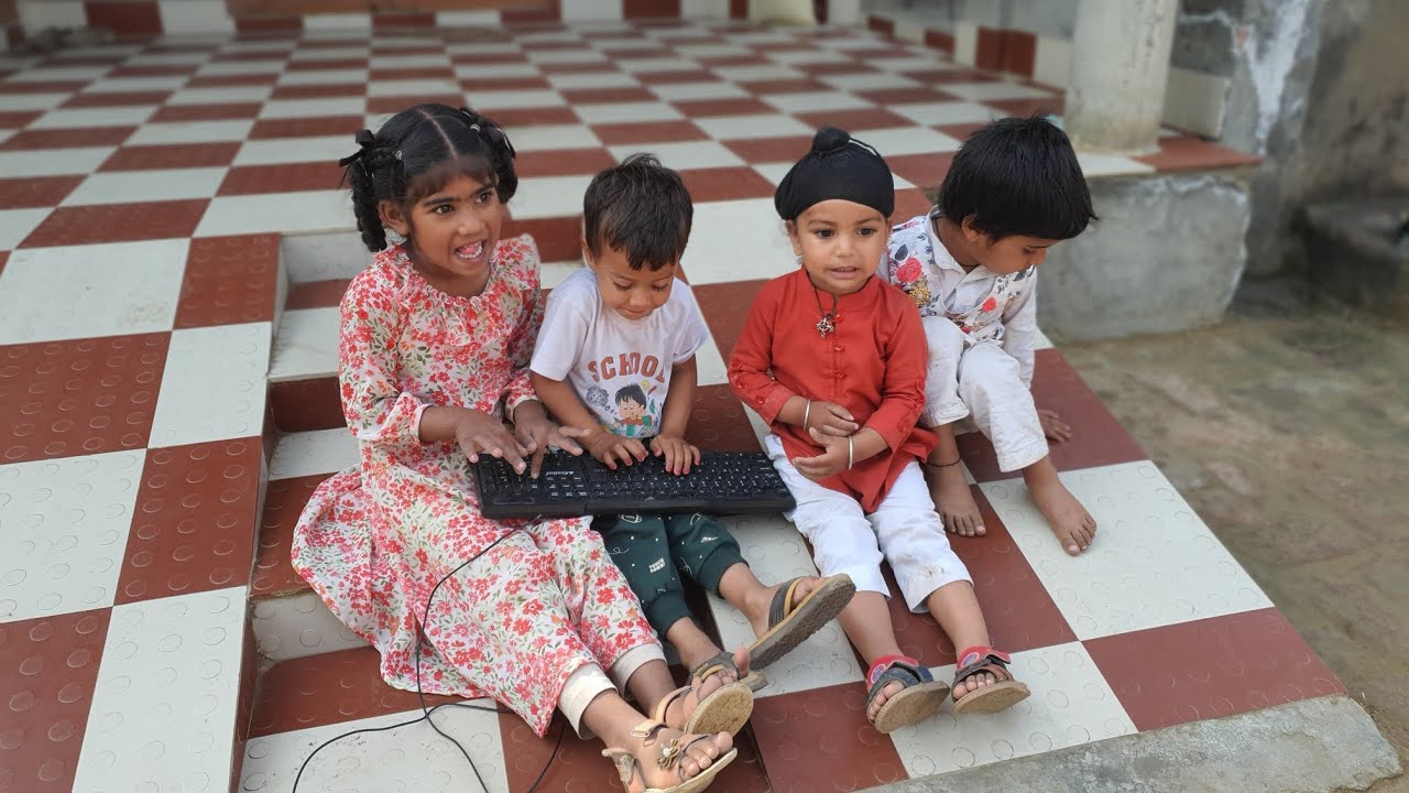 Avnoor Sehaj Kids game fun toy play - YouTube