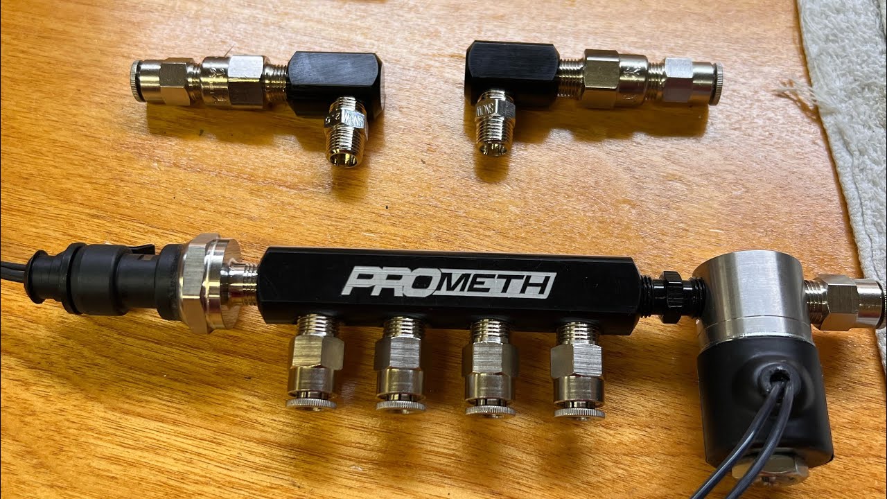 BOB - Meth spraying with Motec M400 - YouTube