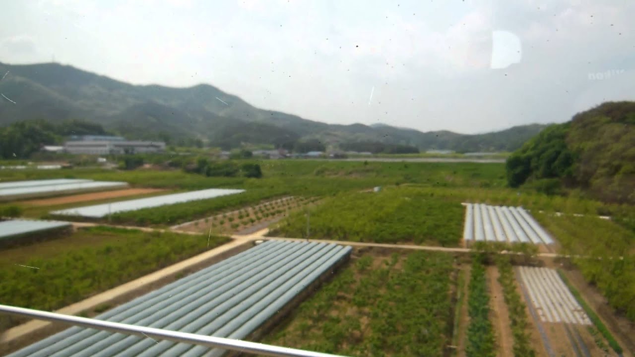KTX Train at 300+ kph - YouTube