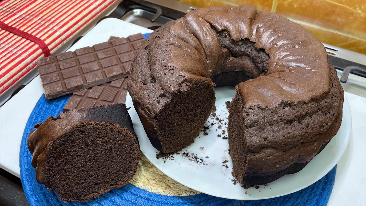 QUEQUE DE CHOCOLATE IRRESISTIBLE - paso a paso receta super fácil - YouTube