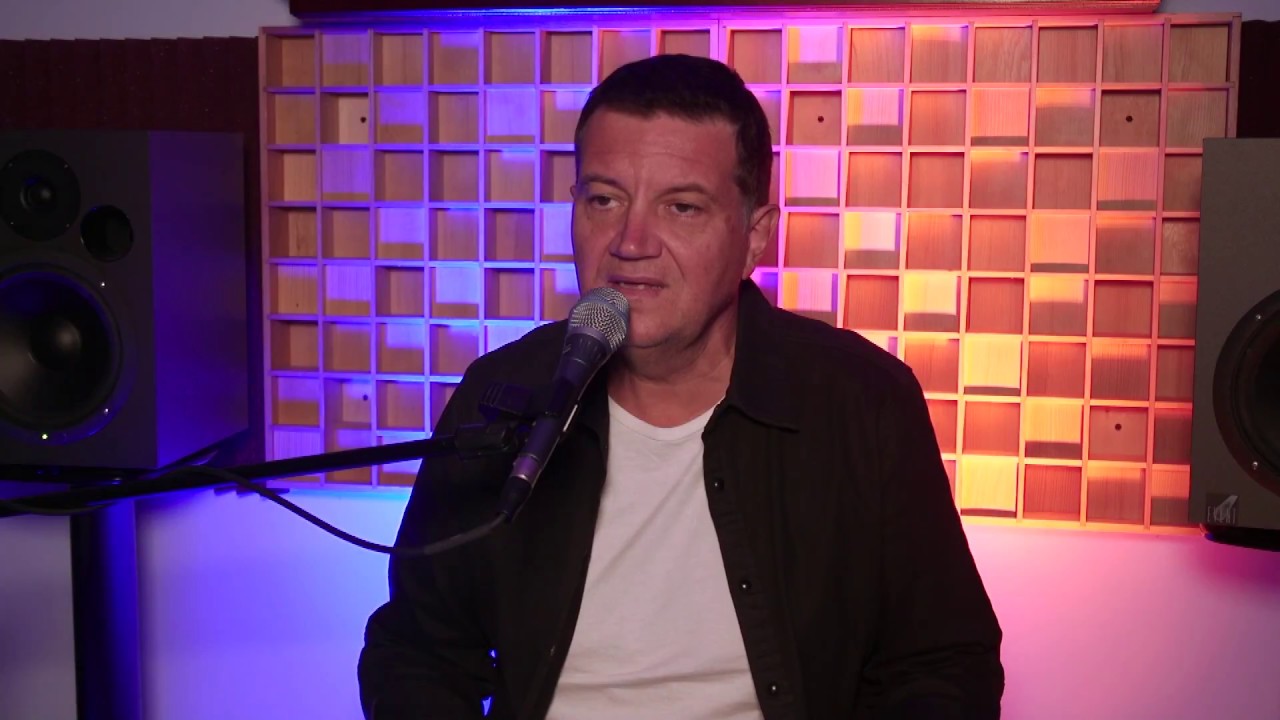 Dan Damian - MĂ TEM CU DRAG - YouTube