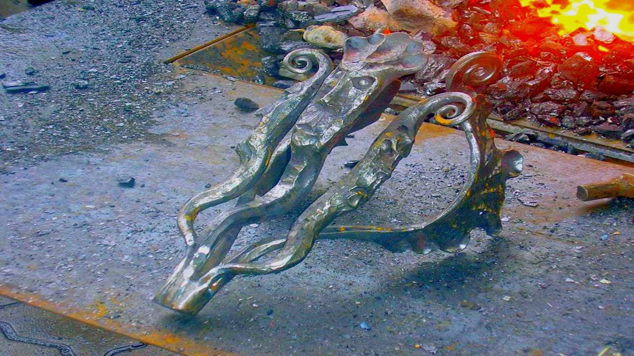 Art pieces Smithing (Exhibition) - YouTube