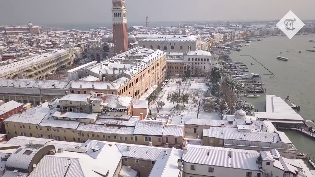 Venezia vista da un drone coperta di neve - YouTube