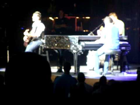 Rascal Flatts- Mayberry - YouTube