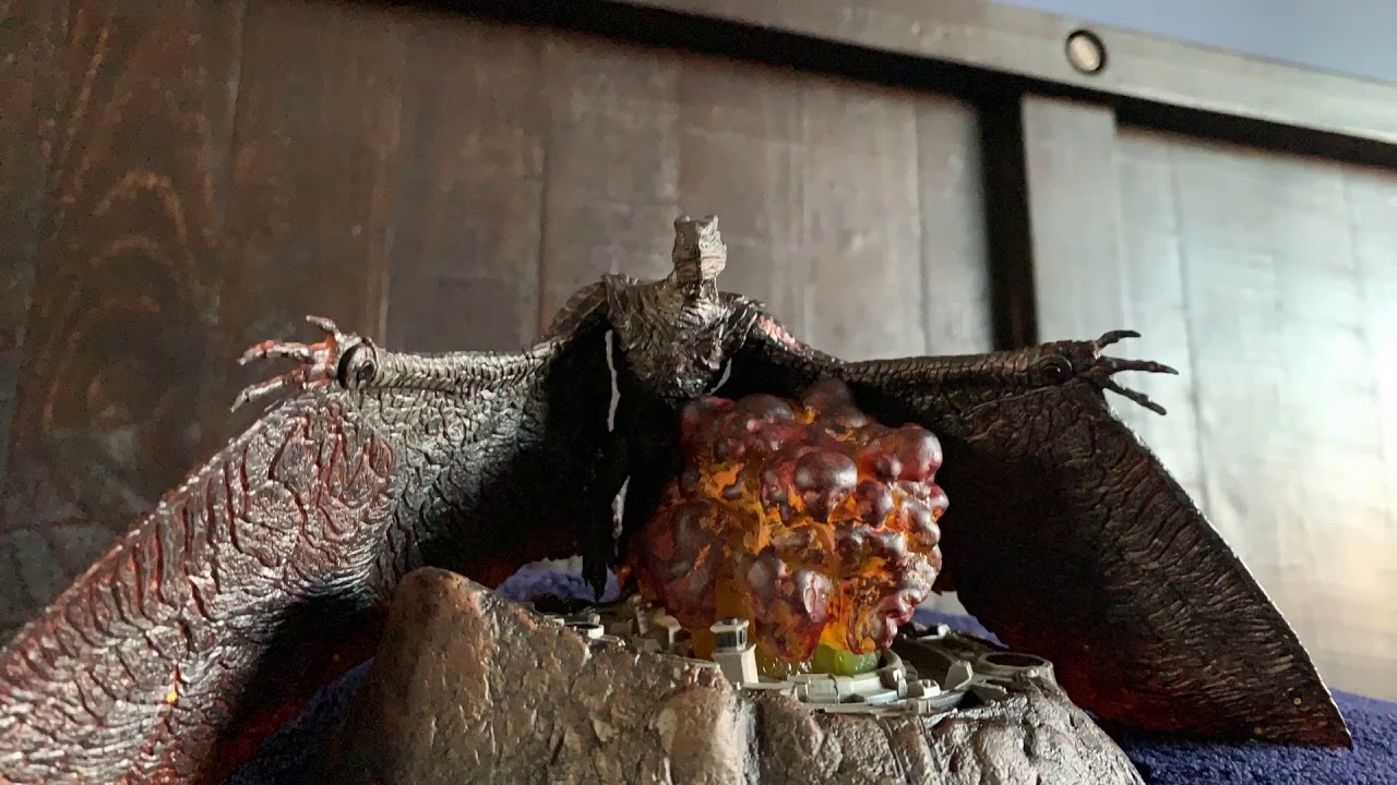 toothless vs Rodan - YouTube