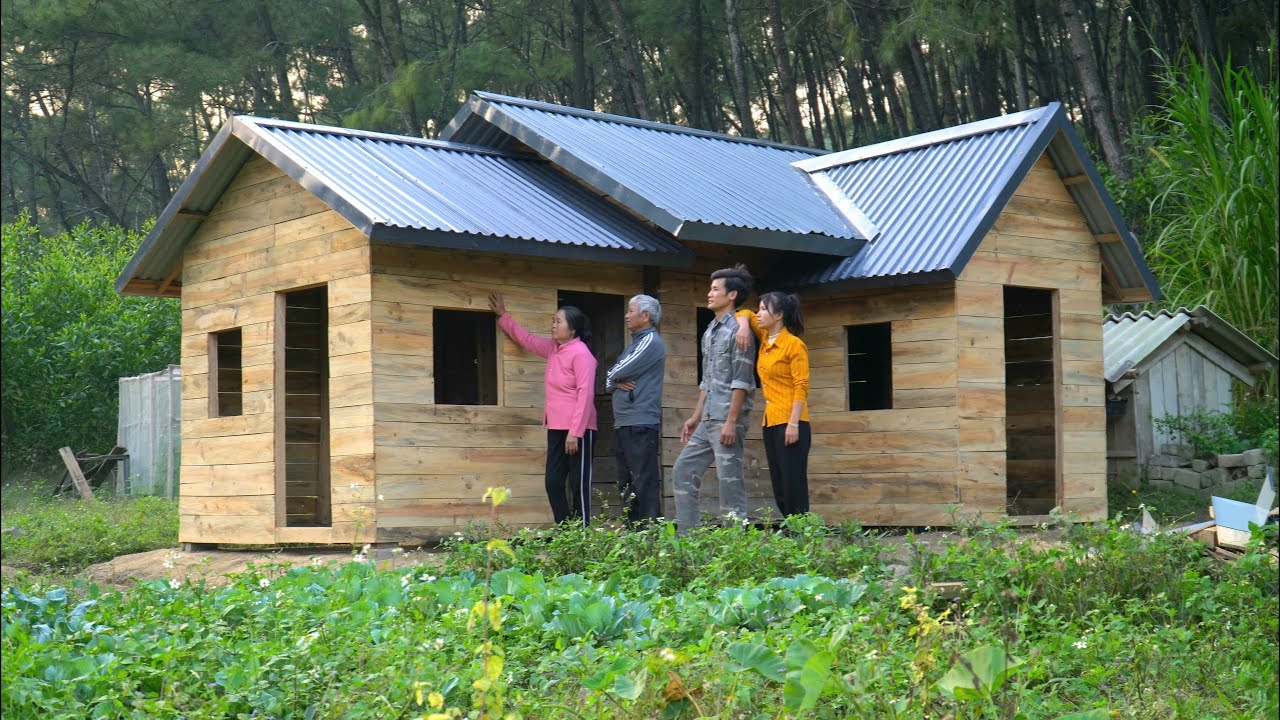 (2 Generations 1 Family) is Gradually Completing The Family Home ...