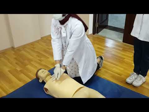 TİBB UNİVERSİTETİNİN ÜMUMİ CƏRRAHLIQ KAFEDRASINDA ÜRƏYİN QAPALI MASAJI MULYAJ ÜZƏRİNDƏ
